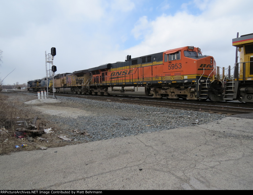 BNSF 5953